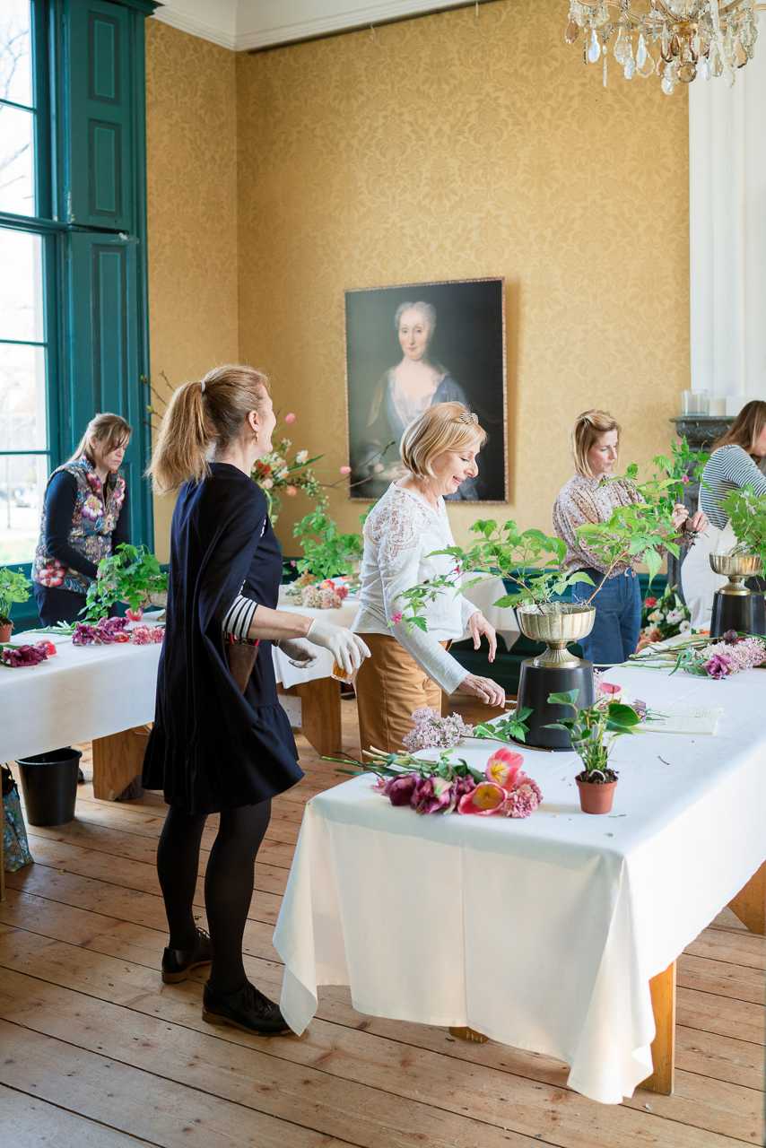 The Farmer & The {Florist} Interview: Ariella Chezar - Floret Flowers