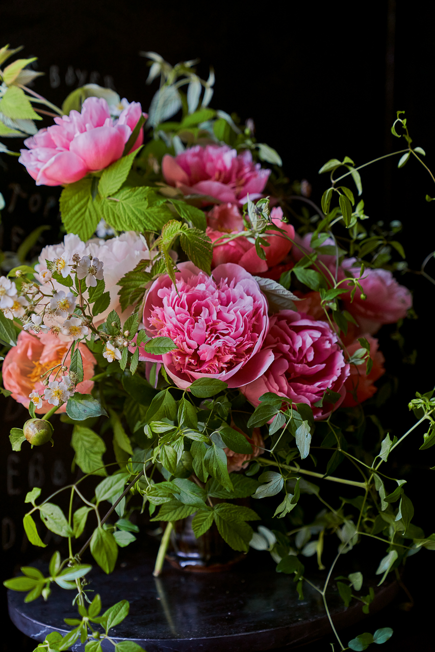 The Farmer & The {Florist} Interview: Ariella Chezar - Floret Flowers